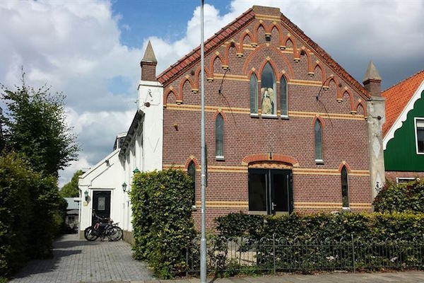 Koop een kerk! - De Orkaan