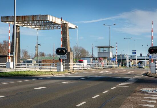 Brug Nauernasche Vaart in N203 (Wormerveer-Krommenie) wordt vernieuwd - De Orkaan