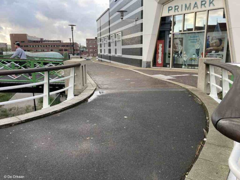 Roadblocks weg van De Buiging - De Orkaan