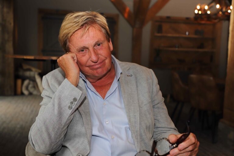 Henny, Henny, Henny! - De Orkaan