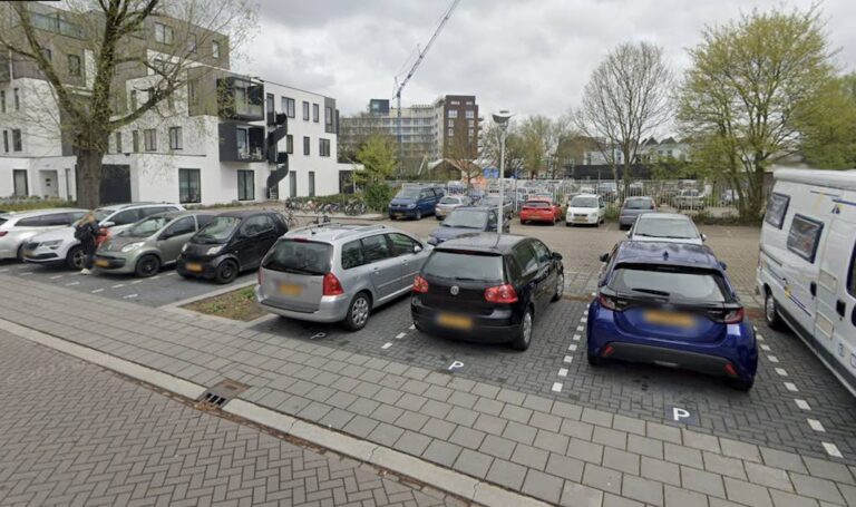 Geen parkeerproblemen in Zaandam Oud-West - De Orkaan