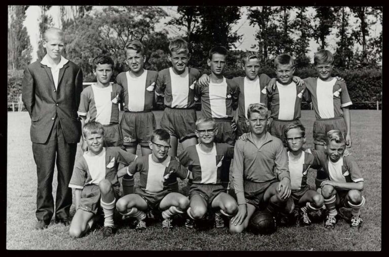 Gelukkig... Johnny Rep succesvol geopereerd - De Orkaan