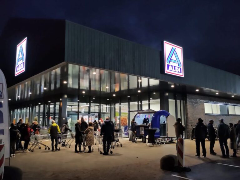 3, 2, 1…. Open! Assendelft heeft ‘n Aldi! 📸 - De Orkaan