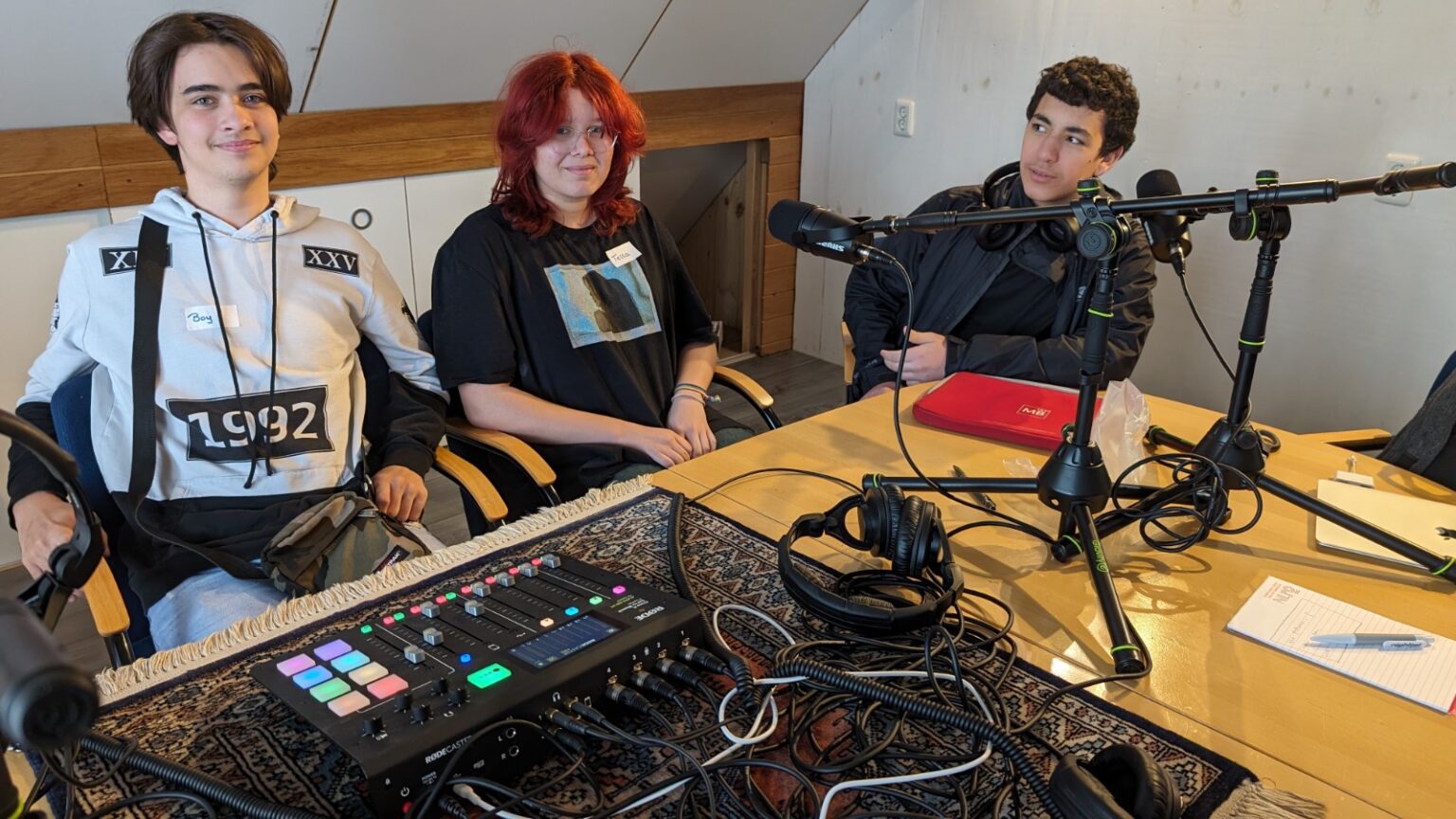 Leerlingen Pascal zuid over de woningmarkt 🎙 - De Orkaan