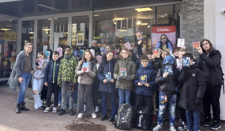 En de prijs voor het leukste school-uitje gaat naar...🥁.. het Blaise Pascal College! - De Orkaan