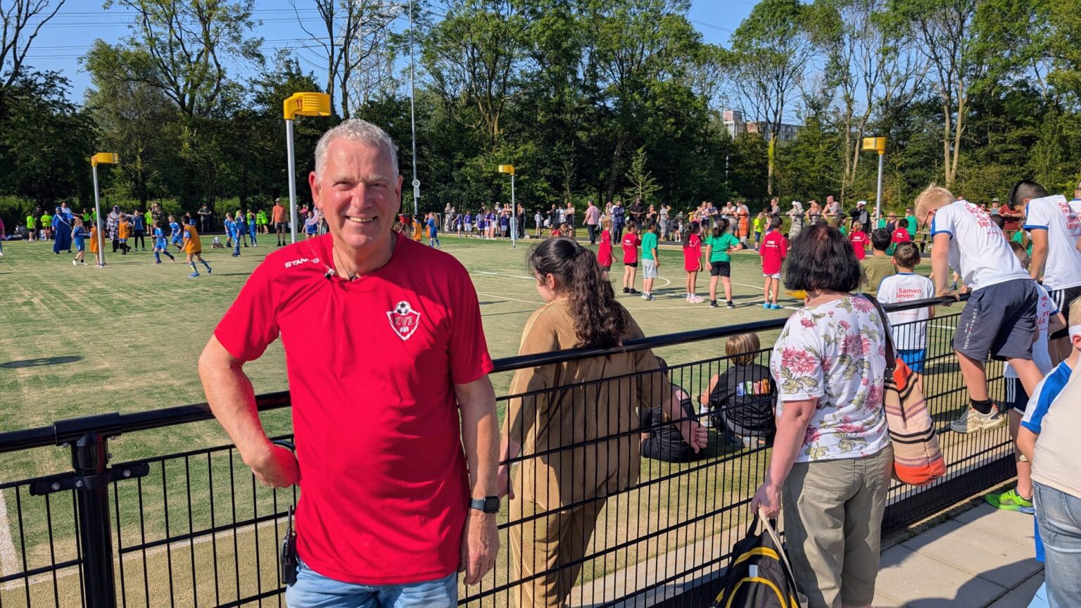 Grootste schoolkorfbaltoernooi 'ter wereld' van start - De Orkaan