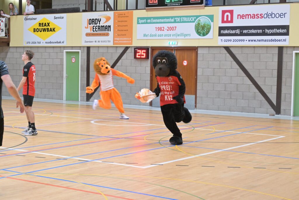 Korfbal: KVZ '23 troeft concurrent af in topper - De Orkaan